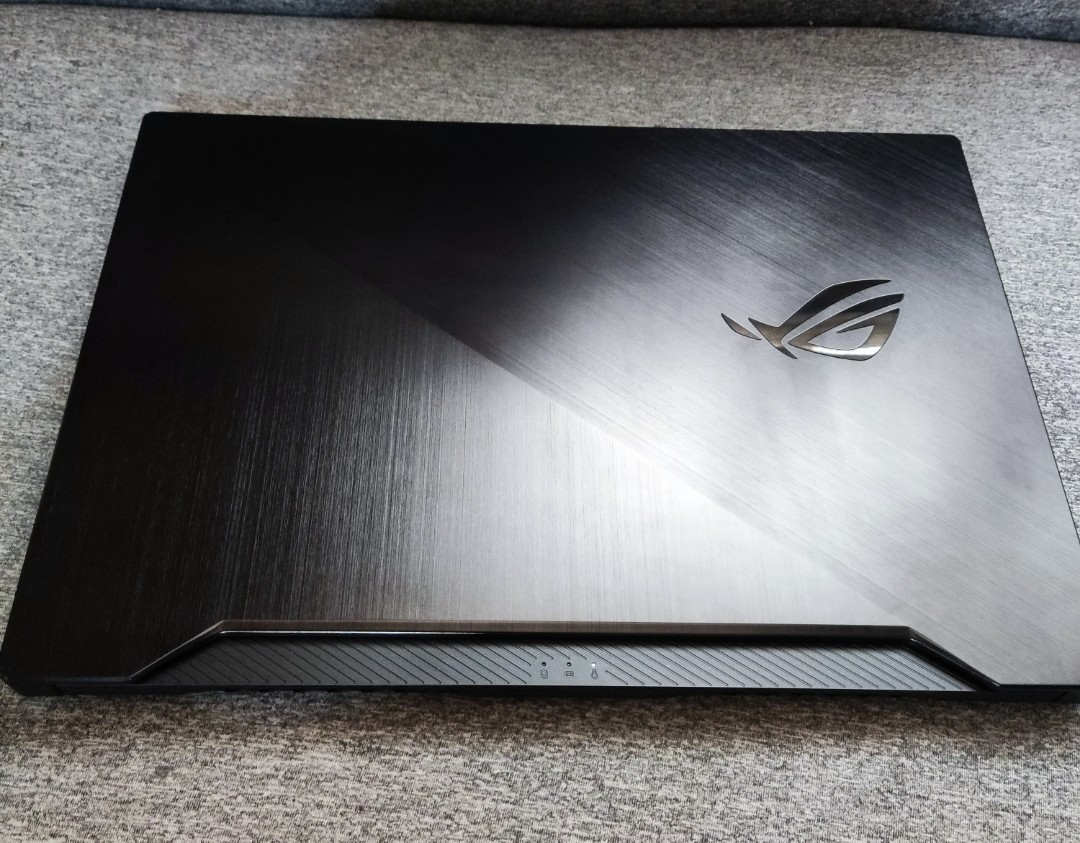 ASUS ROG ZEPHYRUS GAMING LAPTOP 240hz RYZEN 7 8CORE 16CPUS GTX 1660 Ti ...