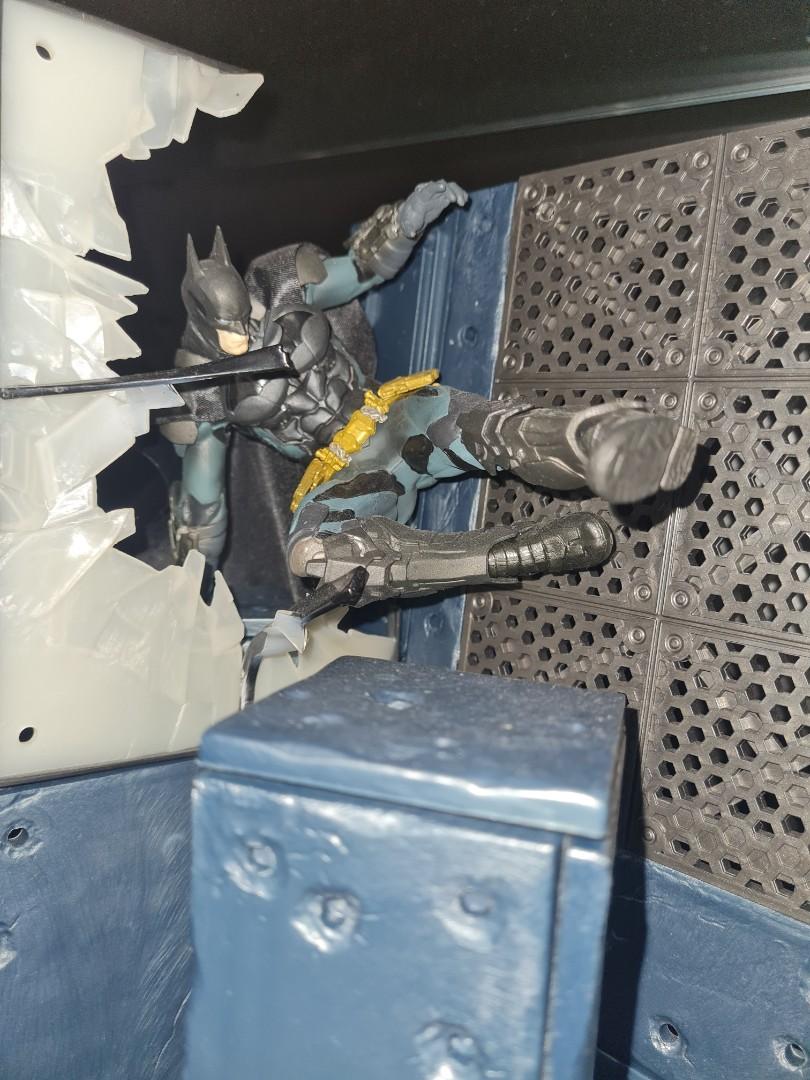 Batman vs Arkham Knight 1/10 scale model kit - ARTFX Kotobukiya ...
