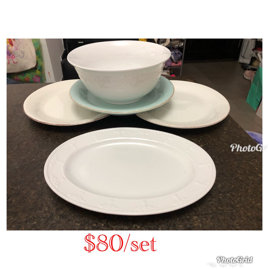 Big plates, 傢俬＆家居, 廚具和餐具, 烤盤 - Carousell