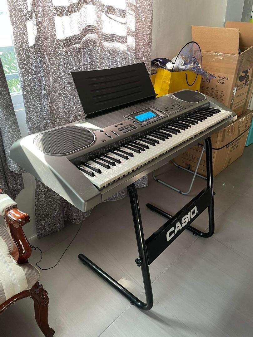 Casio LK 80 with Stand and Manual, Hobbies & Toys, Music & Media ...