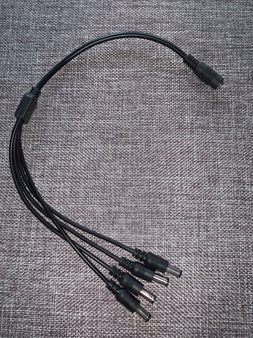 CCTV Power Splitter 4 way and 8 way, Everything Else, Others on Carousell