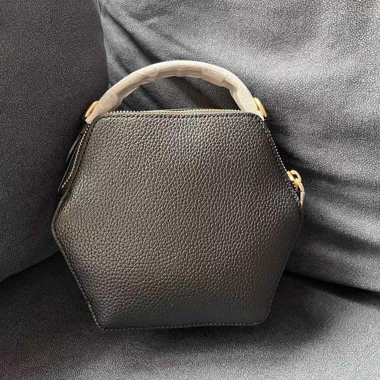 Coach Hexagonal Crossbody Bag, Women's Fashion, Bags & Wallets, Cross ...