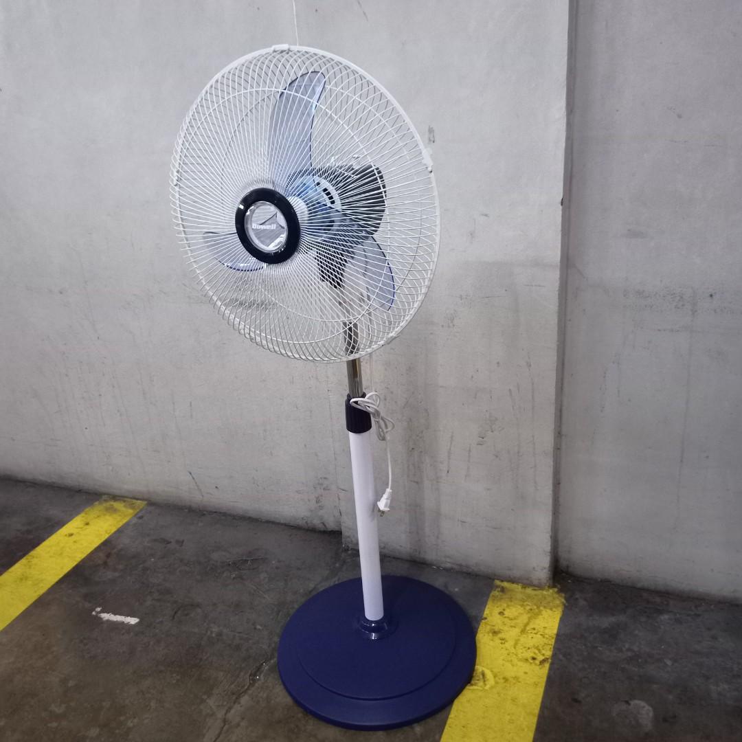 Dowell 16" stand desk electric table fan banana blade white/ blue ...