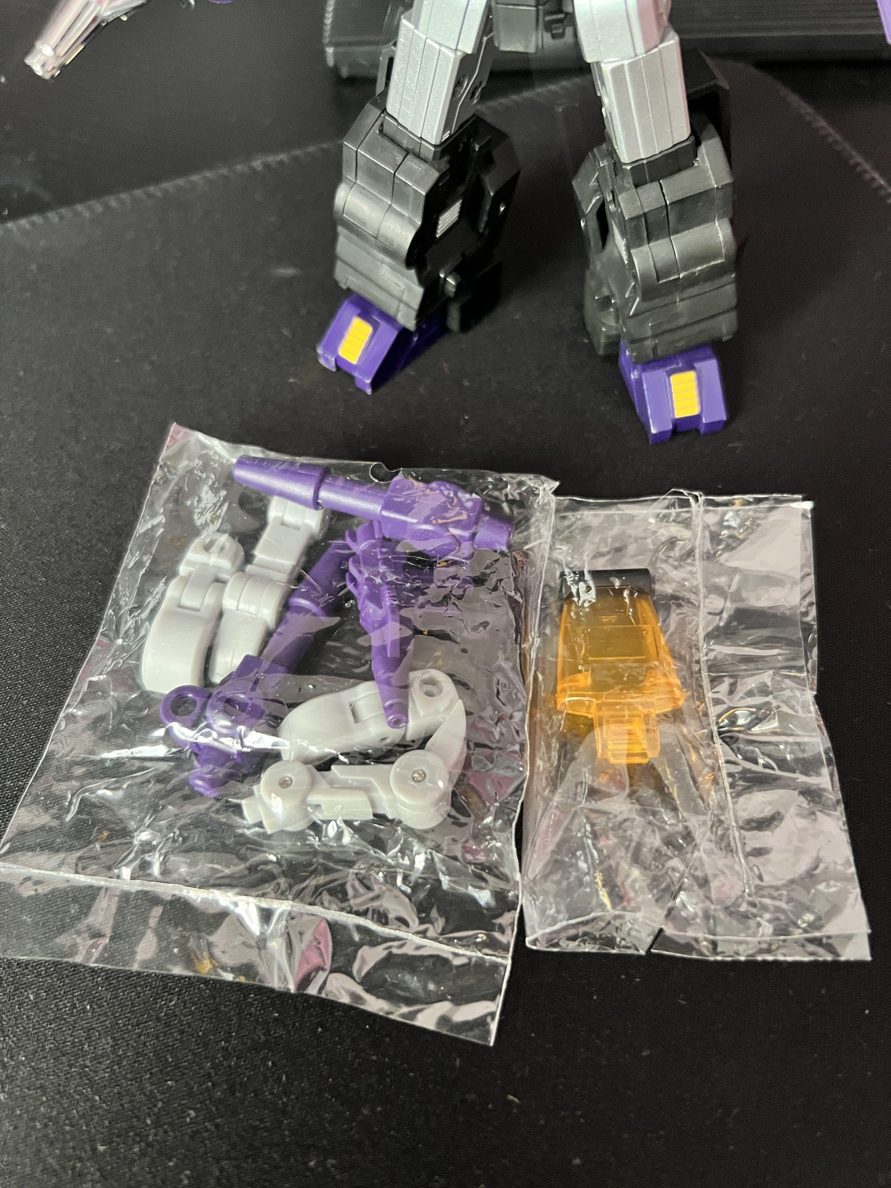 Fans Toys FT-13 Mercenary Transformers Masterpiece Fanstoy Insecticon ...