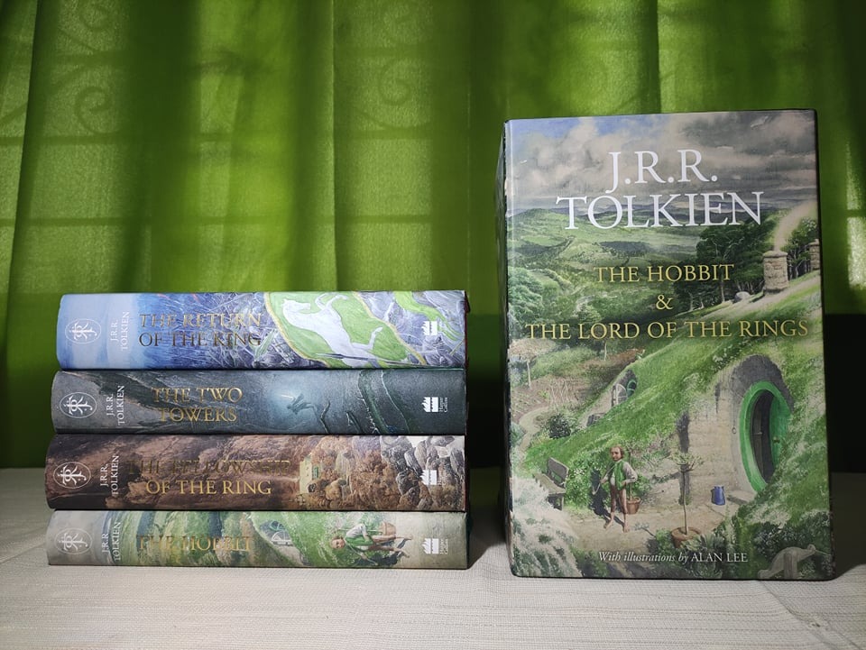 [JRR Tolkien] The Hobbit & The Lord of the Rings Box Set, Hobbies ...