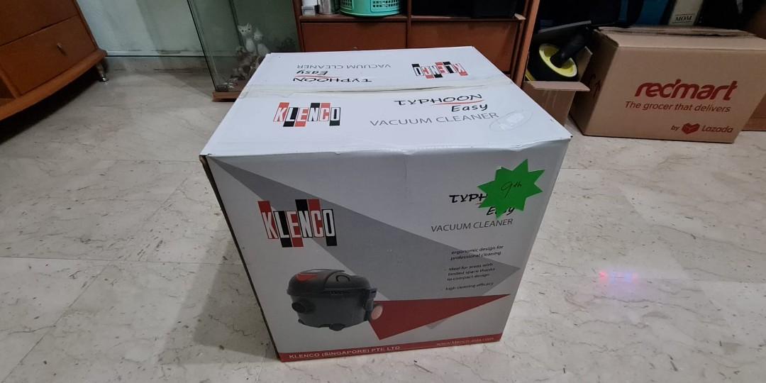 Klenco Typhoon Easy Vacuum Cleaner, TV & Home Appliances, Vacuum ...
