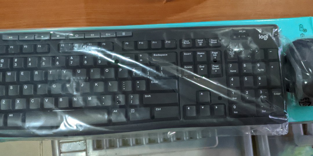 Logitech MK270R Keyboard and Mouse Combo, Computers & Tech, Parts ...