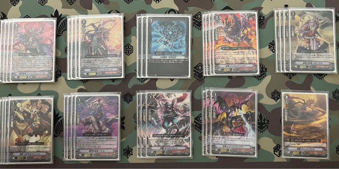 Vanguard V Murakumo Hyakki Vogue Reverse deck, Hobbies & Toys, Toys ...