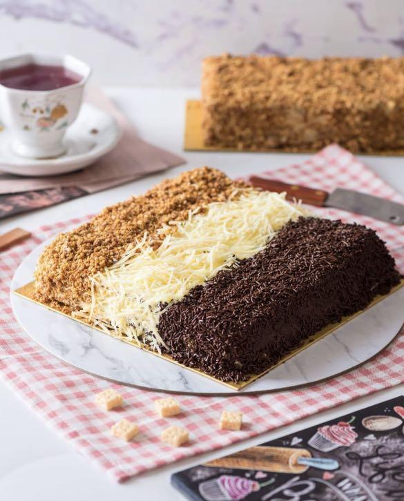 Old-school sponge cake-Bolu jadul (keju, coklat, kacang) HALAL, RAYA ...