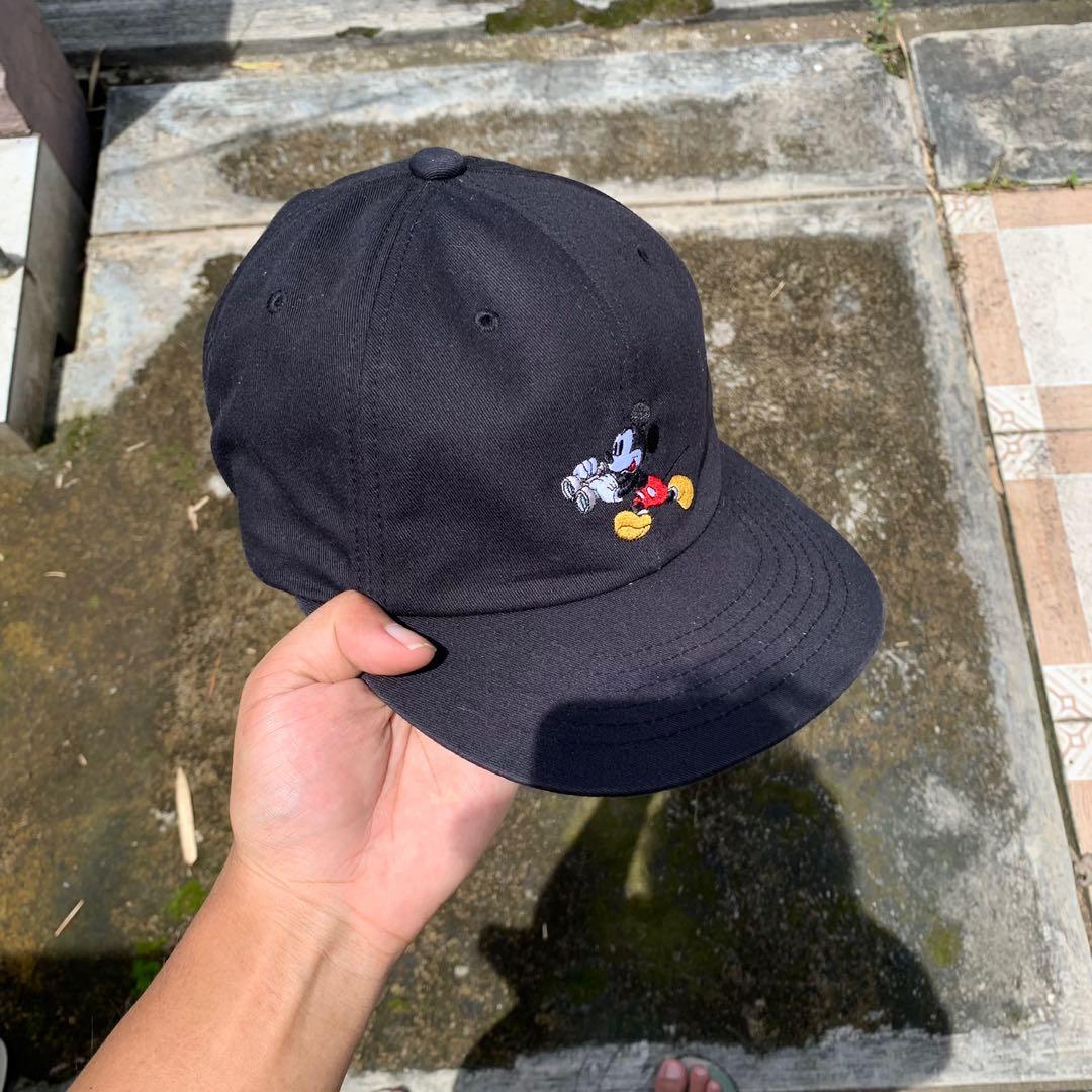 Topi 6 Panel Mickey Moues Logo Copyright Disney, Fesyen Pria, Aksesoris ...