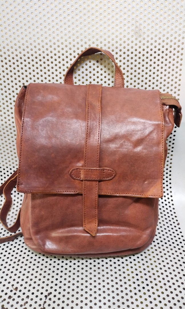 VINTAGE GENUINE LEATHER BACK PACK, Men's Fashion, Bags, Backpacks on ...