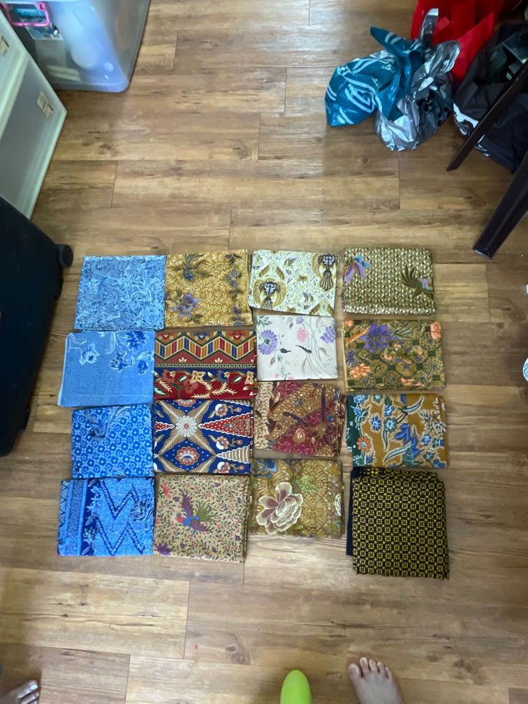 Vintage Sarong, Men's Fashion, Muslim Wear, Sarong on Carousell