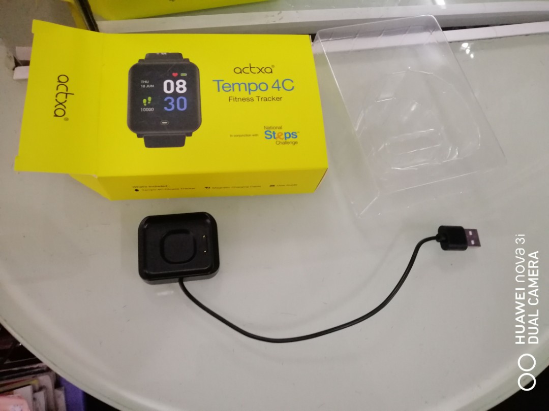 Wts tempo 4c charging adapter, Mobile Phones & Gadgets, Wearables ...