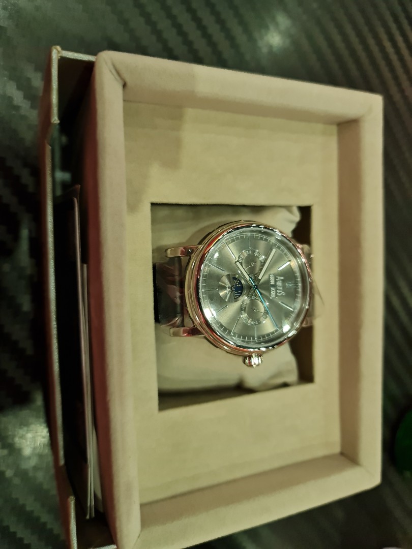 Arbutus watch automatic watch, Luxury, Watches on Carousell
