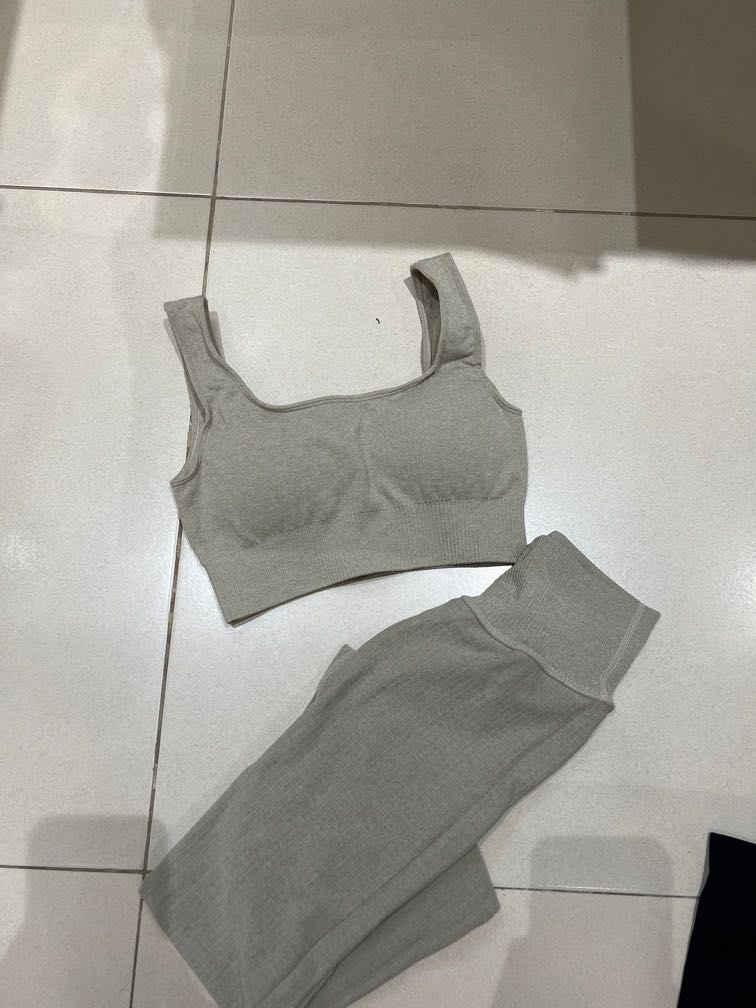 Beige workout set, Women's Fashion, Activewear on Carousell