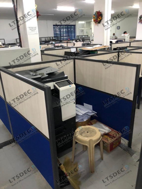 CALL CENTER TABLE OFFICE PARTITIONS, Furniture & Home Living, Office ...