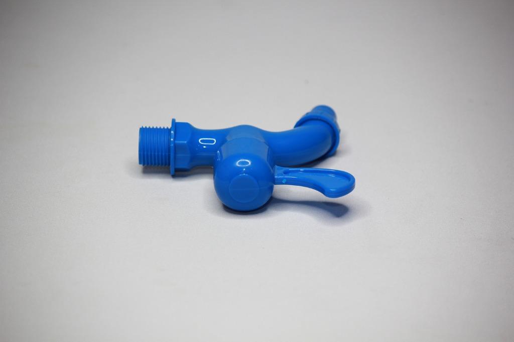 FAUCET PLASTIC GRIPO WITH THREAD CONNECTOR, PVC SPIGOT FAUCET with Hose ...