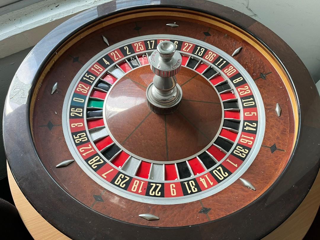 John Huxley Mahogany Roulette Wheel, Everything Else on Carousell