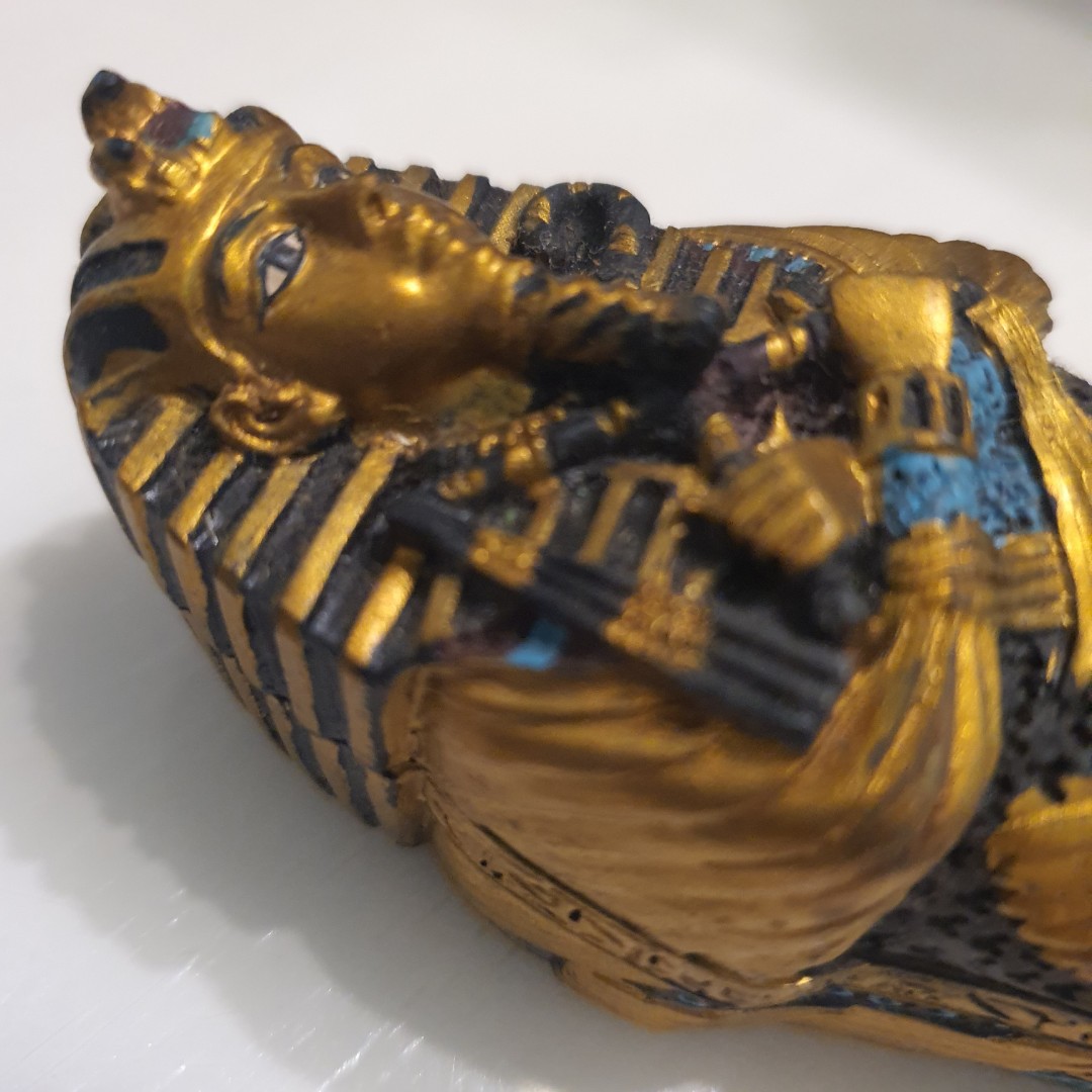 King Tut Mummy Display (3 Piece - Highly Detailed), Hobbies & Toys ...