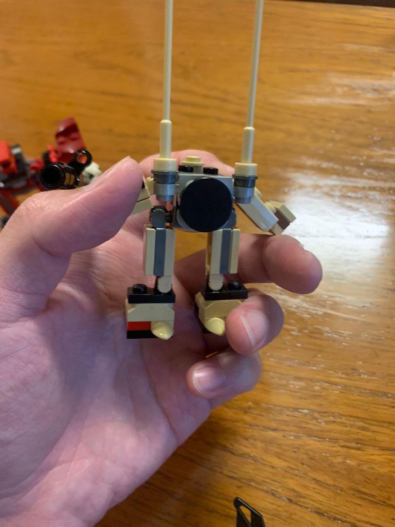 LEGO small droid robots, Hobbies & Toys, Toys & Games on Carousell