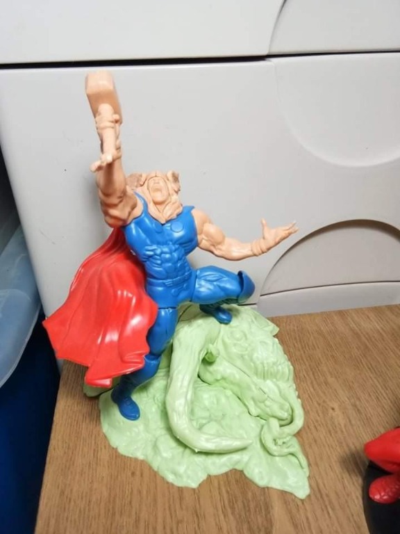 Marvel Thor Model kit figure Toybiz, Hobbies & Toys, Toys & Games on ...