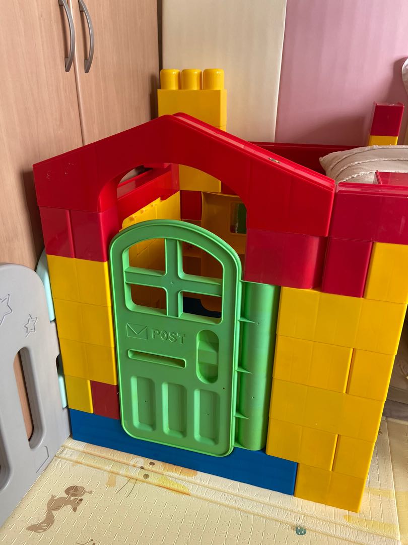 Mega block (house) for baby , Babies & Kids, Infant Playtime on Carousell