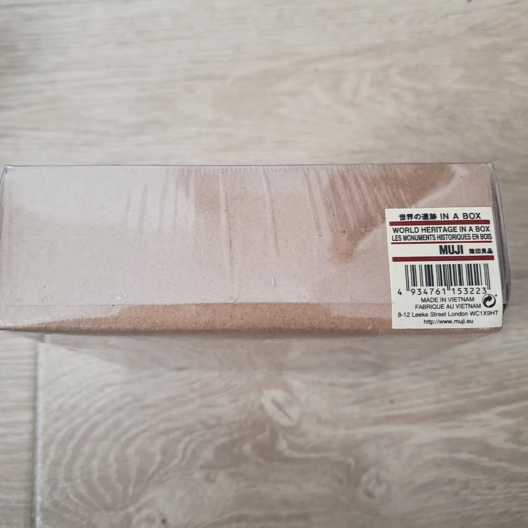 Muji World Heritage in a Box wooden blocks, 興趣及遊戲, 玩具 & 遊戲類 - Carousell