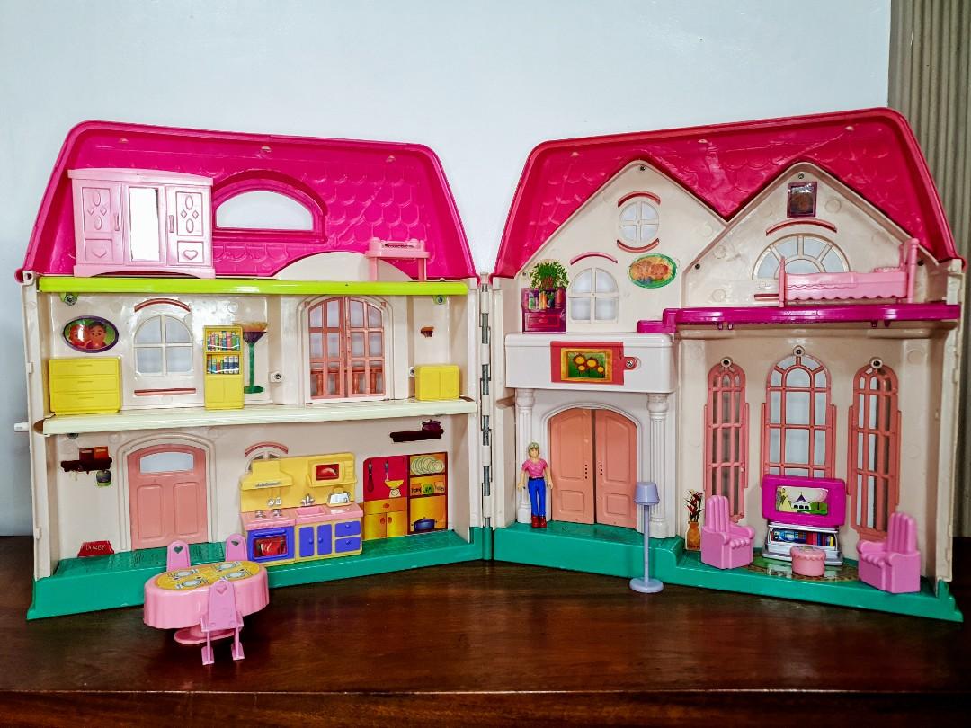 Musical Doll House with Figures and Accessories, Hobbies & Toys, Toys ...