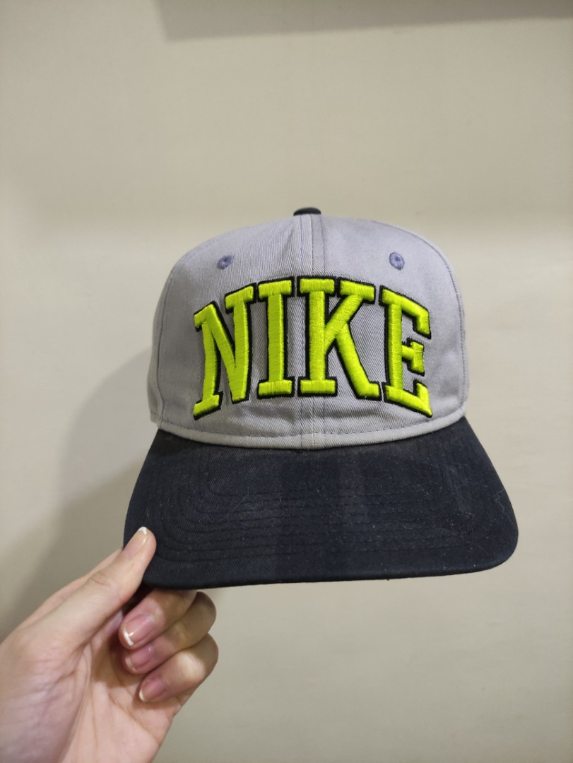 NIKE Cap, Men's Fashion, Watches & Accessories, Caps & Hats on Carousell