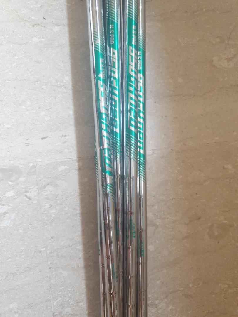 Ns pro 950GH NEO shaft, Sports Equipment, Sports & Games, Golf on Carousell