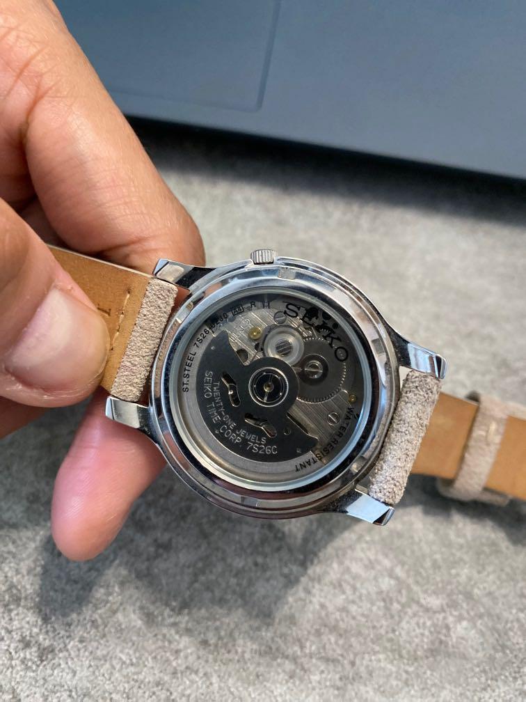 Seiko SNK807, Men's Fashion, Watches & Accessories, Watches on Carousell