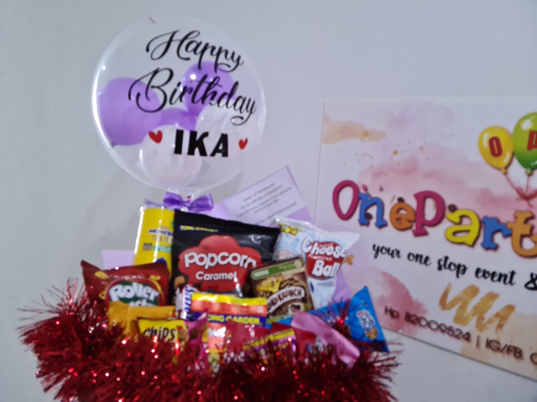 Surprise snack box with customised balloon, Everything Else on Carousell