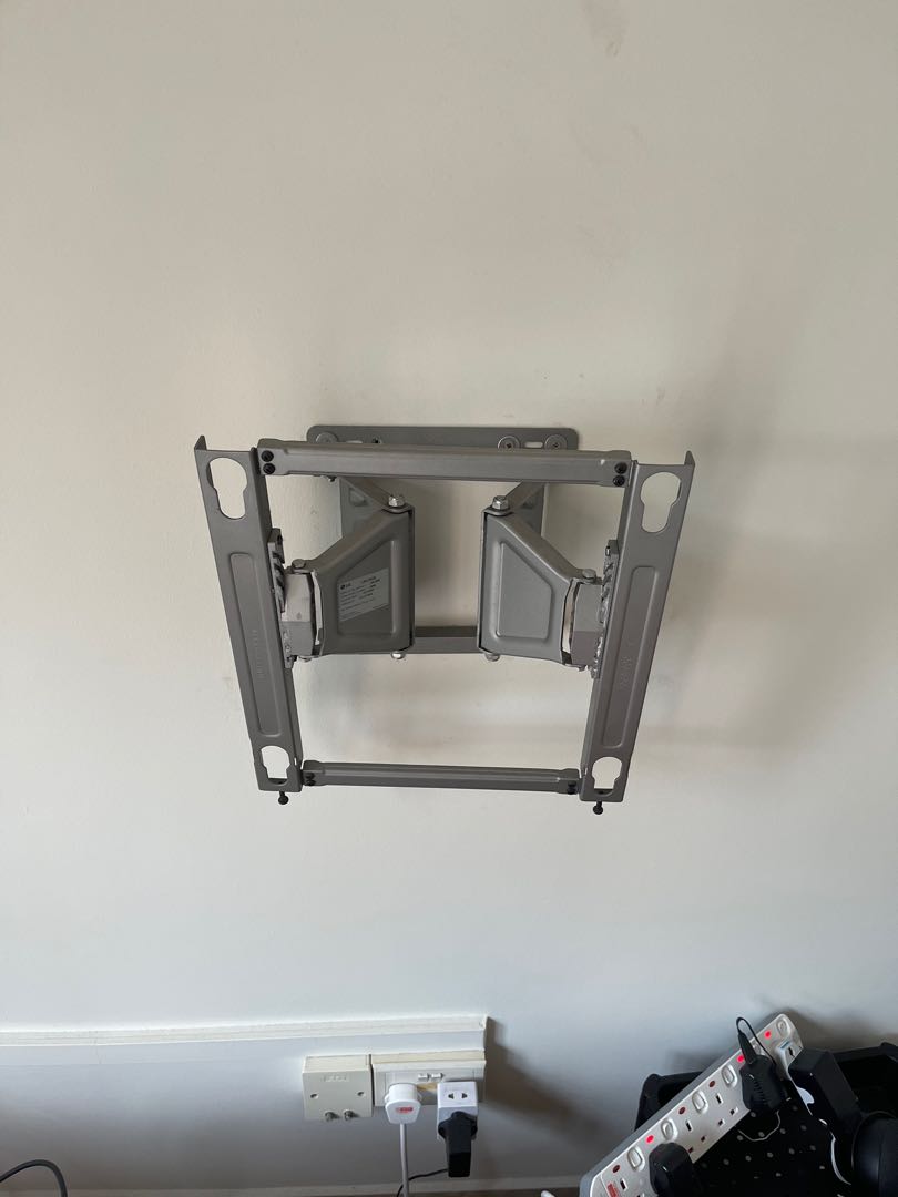 Wall mount for LG tv, TV & Home Appliances, TV & Entertainment, TV ...