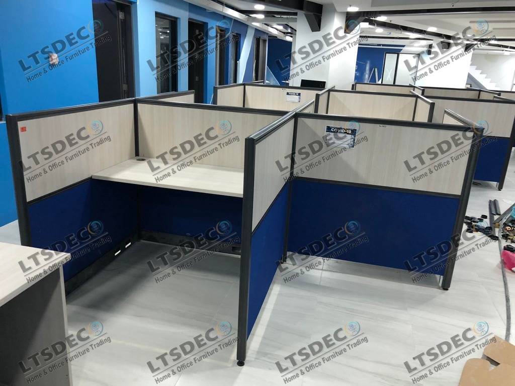 WORKSTATION TABLE WITH SHARING PANEL OFFICE PARTITIONS, Furniture ...