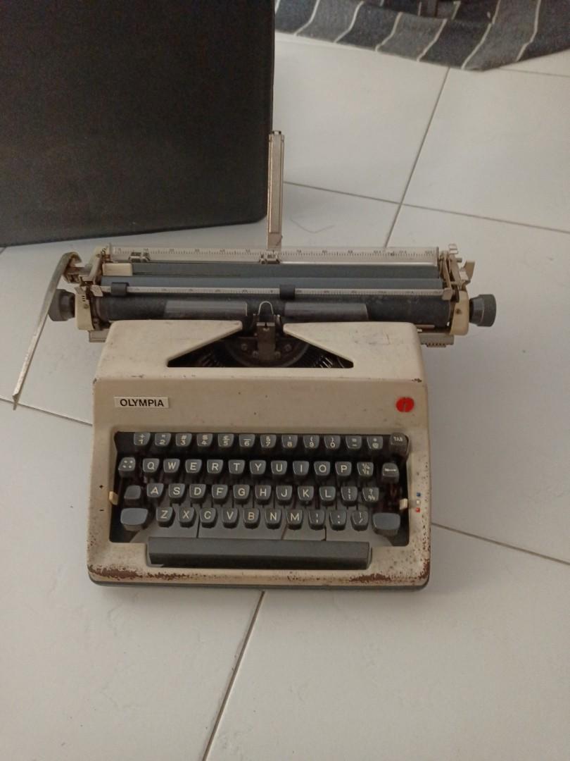 1971 sm8 PICA Typewriter, Everything Else on Carousell