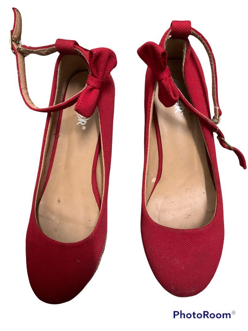 Amber Red Ribbon Heels, Women's Fashion, Shoes on Carousell
