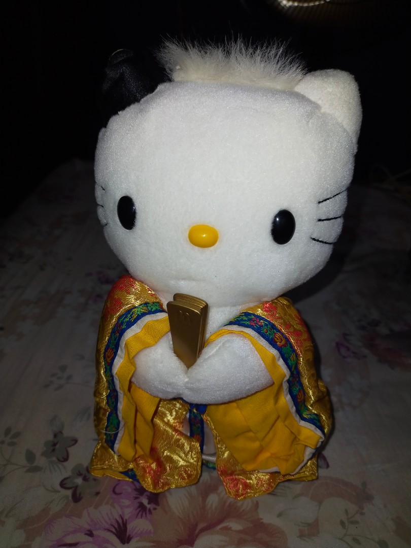 Clearance- Traditional Hello Kitty Plush, Hobbies & Toys, Toys & Games ...