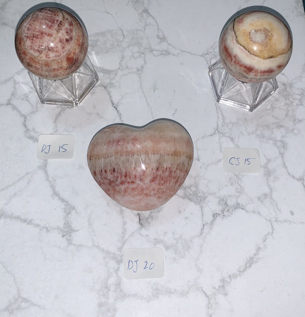 dali jasper sphere and heart, Hobbies & Toys, Memorabilia ...