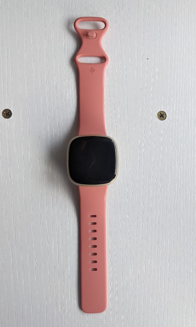 Fitbit Versa 3 in Original Box + extra straps, Mobile Phones & Gadgets ...