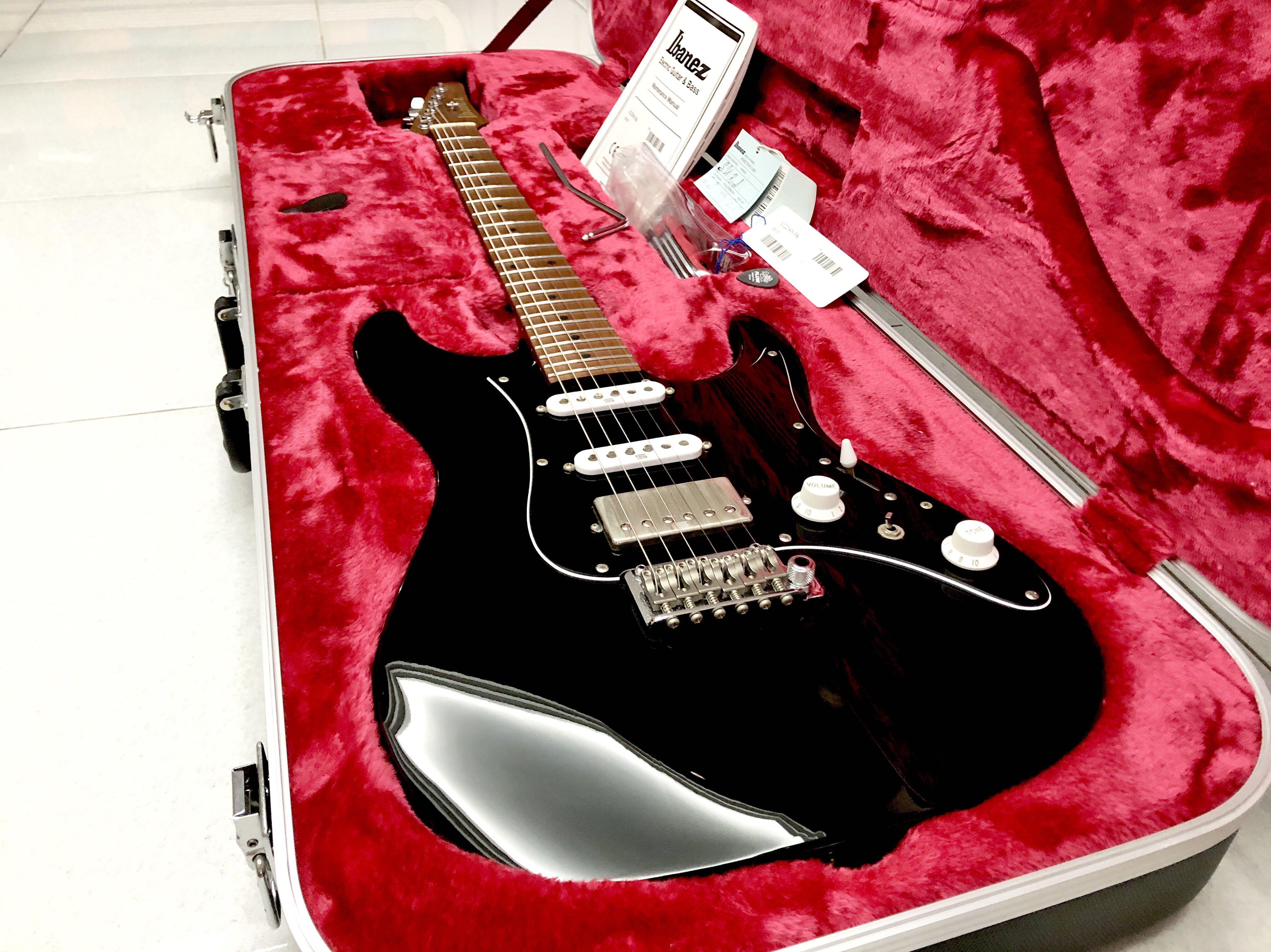 Ibanez Prestige AZ2204B-BK Electric Guitar, Black (2020), Hobbies ...