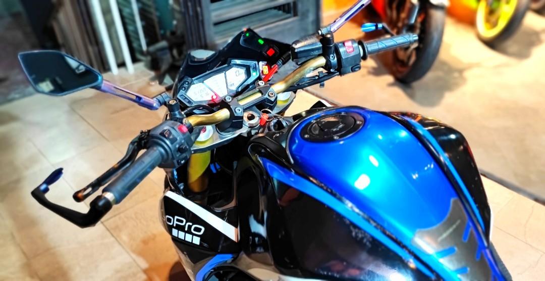 Kawasaki Z800 Blue Razor 2013 z8 Akrapovic, Motorbikes on Carousell