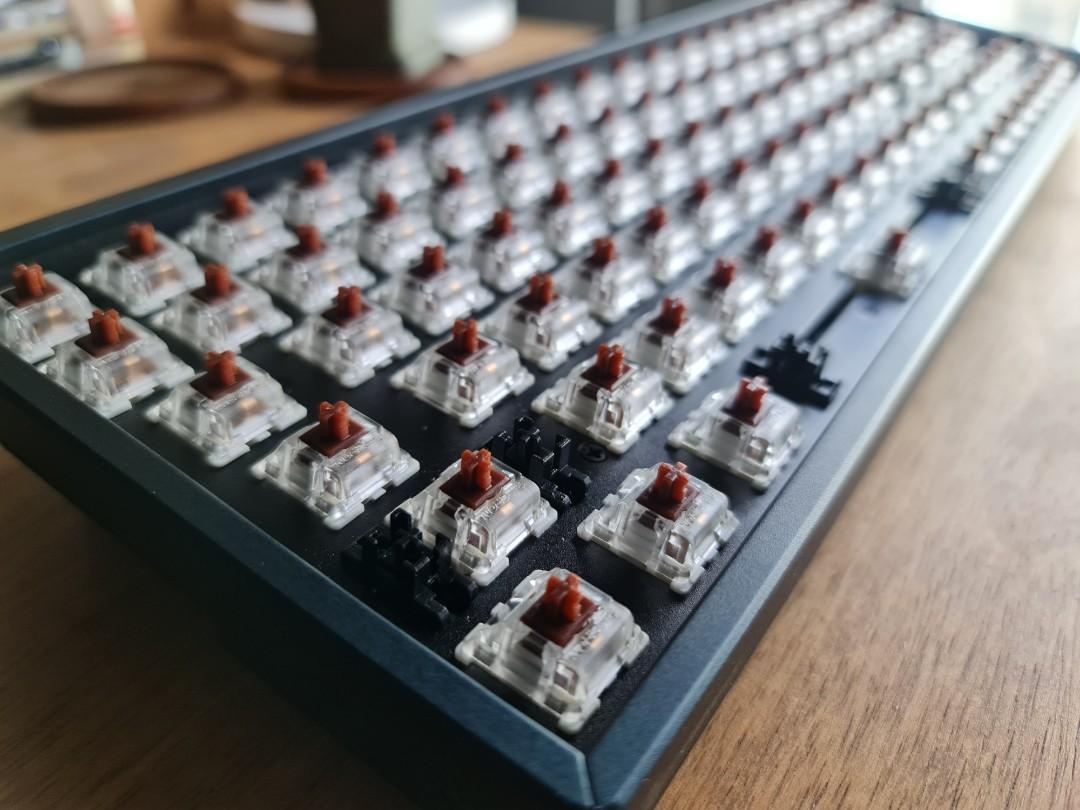 KEYCHRON K4 WIRELESS KEYBOARD VER 1 (GATERON BROWN SWITCH), Computers ...