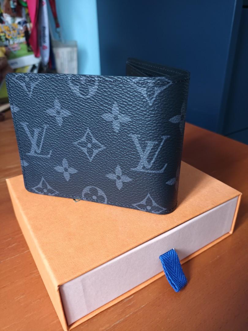 Louis Vutton Wallet, Men's Fashion, Watches & Accessories, Wallets ...