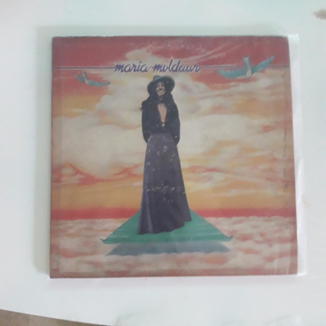 Maria Muldaur - Midnight at the Oasis, Hobbies & Toys, Music & Media ...