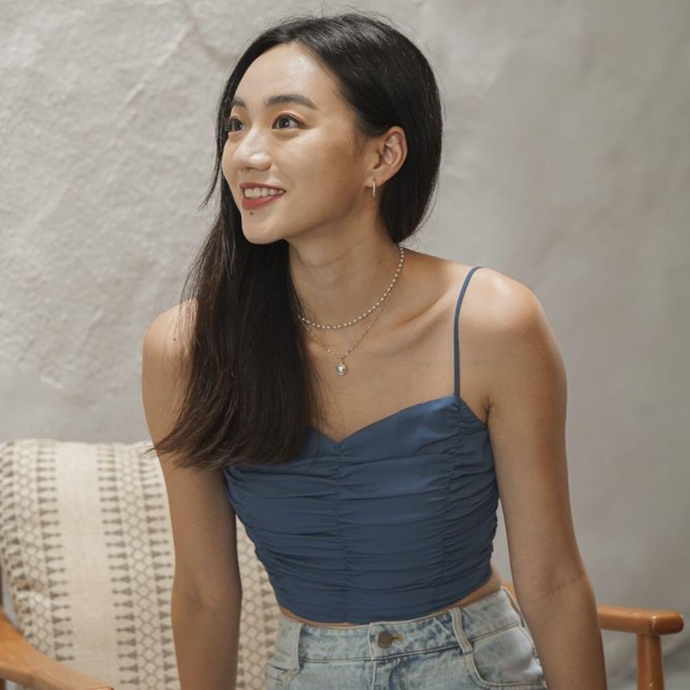 Mikayla Delaney V2 Ruched Crop Top, Women's Fashion, Tops, Sleeveless ...