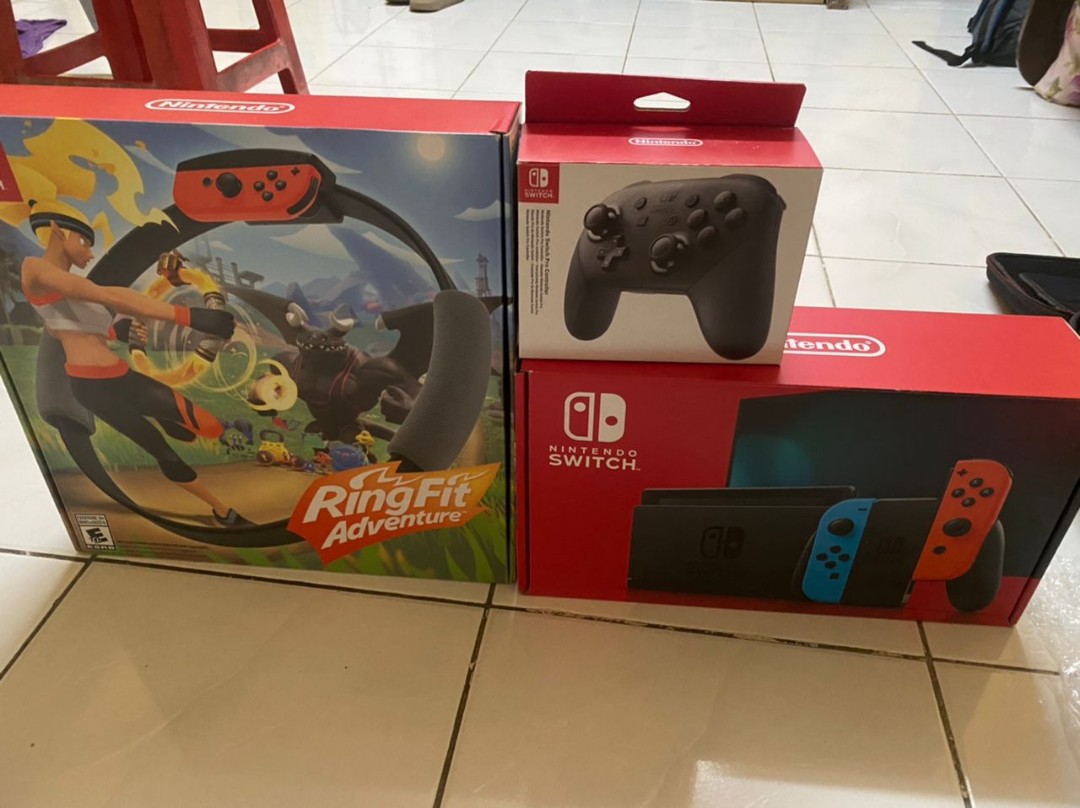 Nintendo Switch V2 full set, Video Gaming, Video Game Consoles ...