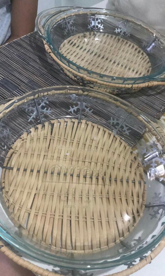 Pyrex serving dish, Furniture & Home Living, Kitchenware & Tableware ...