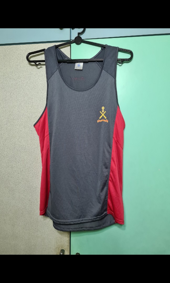 SAF Artillery PT Singlet, Men's Fashion, Activewear on Carousell