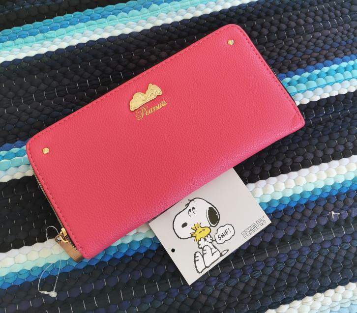 Snoopy peanuts long wallet original sale, Women's Fashion, Bags ...