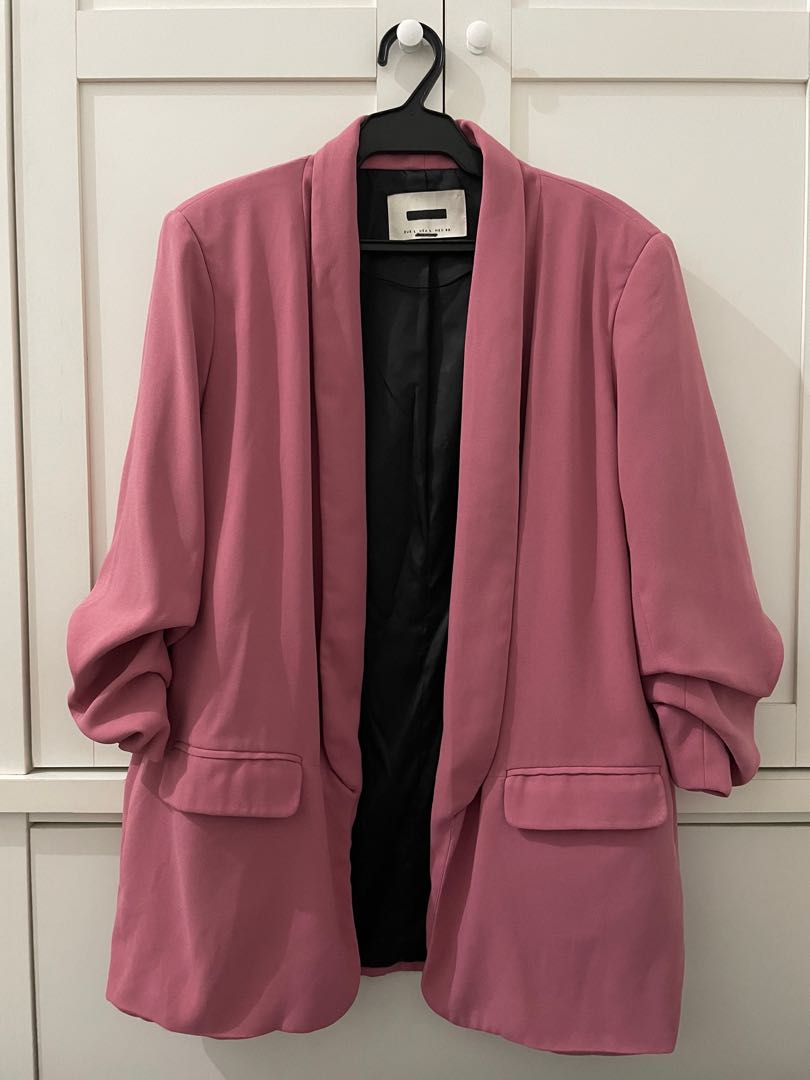 Stradivarius blazer, Women's Fashion, Coats, Jackets and Outerwear on ...